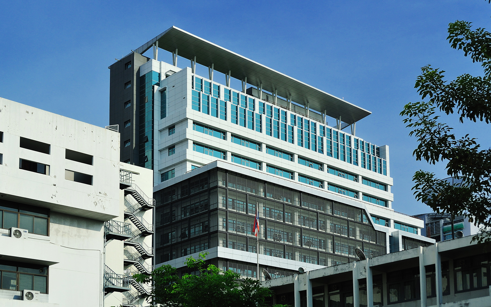 Asia’s Excellent Center In Tropical Diseases - Architects 110